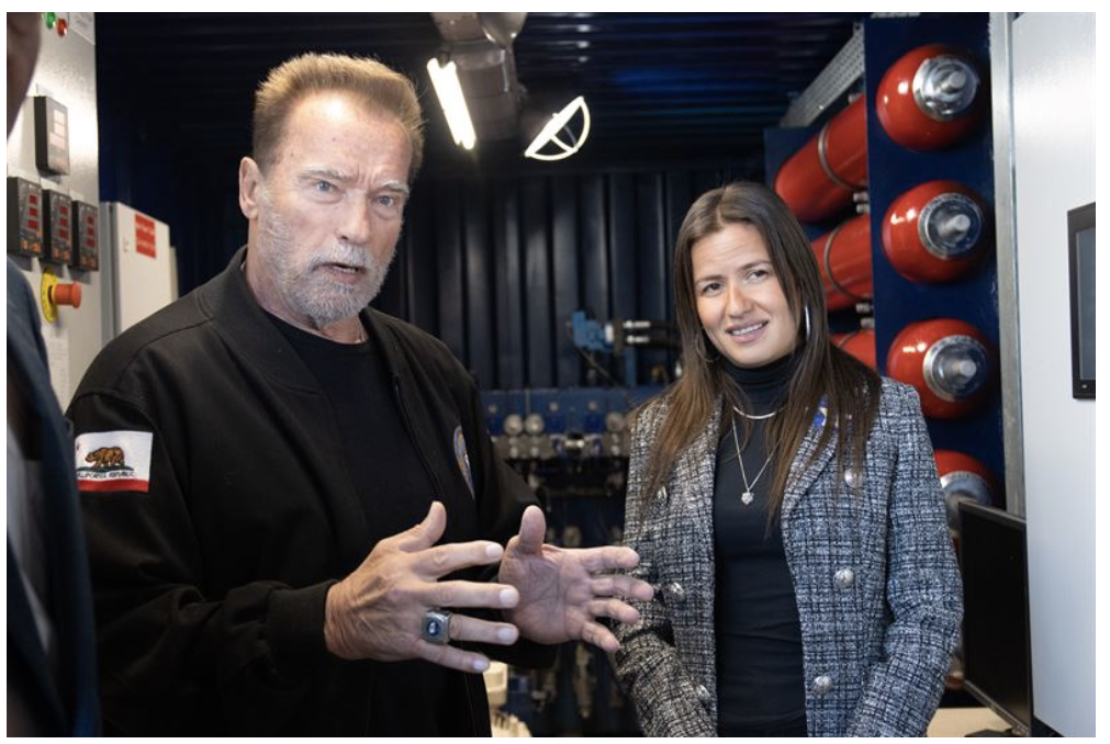 Arnold Schwarzenegger Meets Eco Wave Power's CEO Inna Braverman and ...